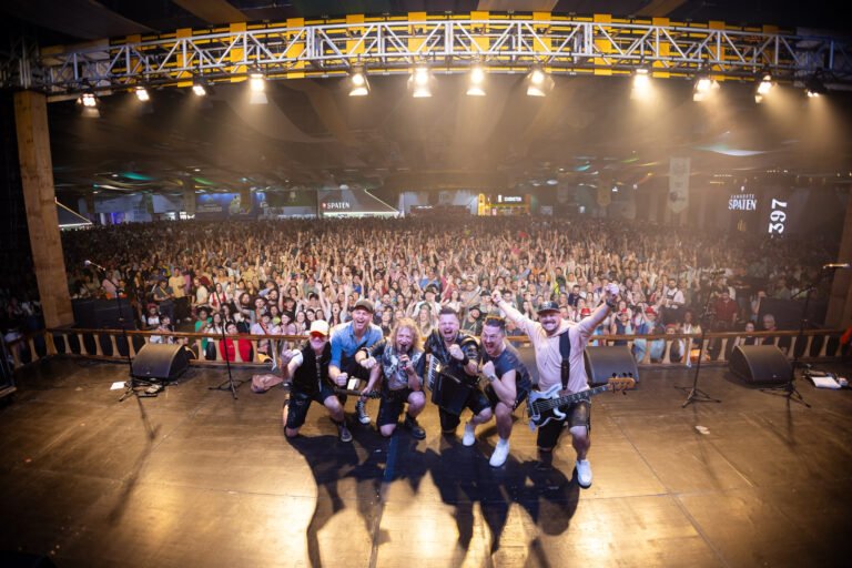 Banda Troglauer é a primeira atração internacional confirmada na 41ª ...